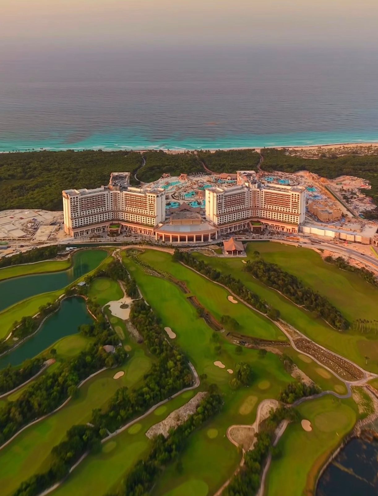 Moon Palace The Grand Punta Cana inicia operaciones y fortalece ...